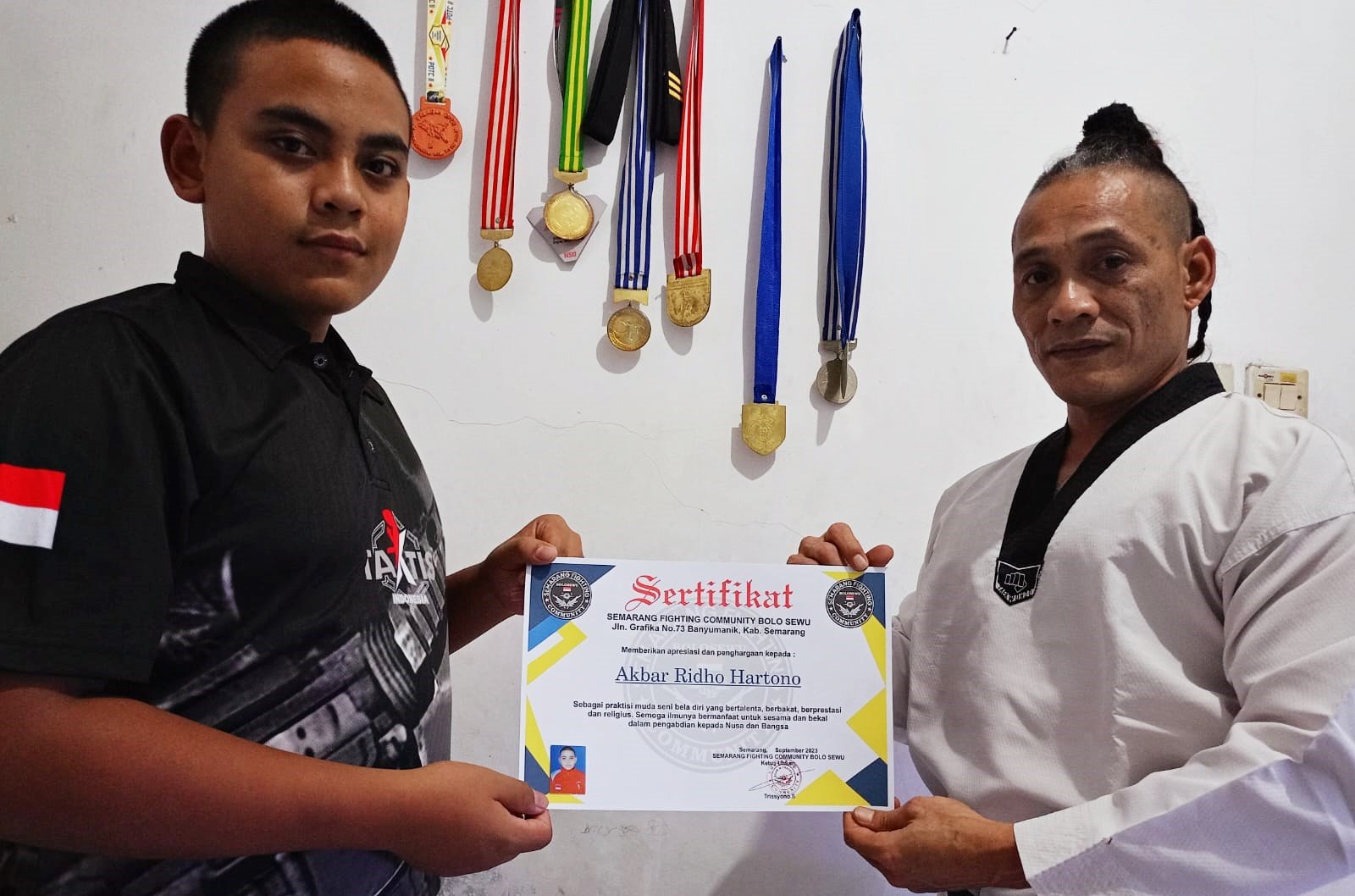 Semarang Fighting Community Bolo Sewu Beri Penghargaan Kepada Akbar ...